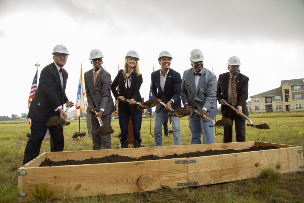 Tuskegee Airmen Texas State Veterans Home breaks ground - Fort Worth ...