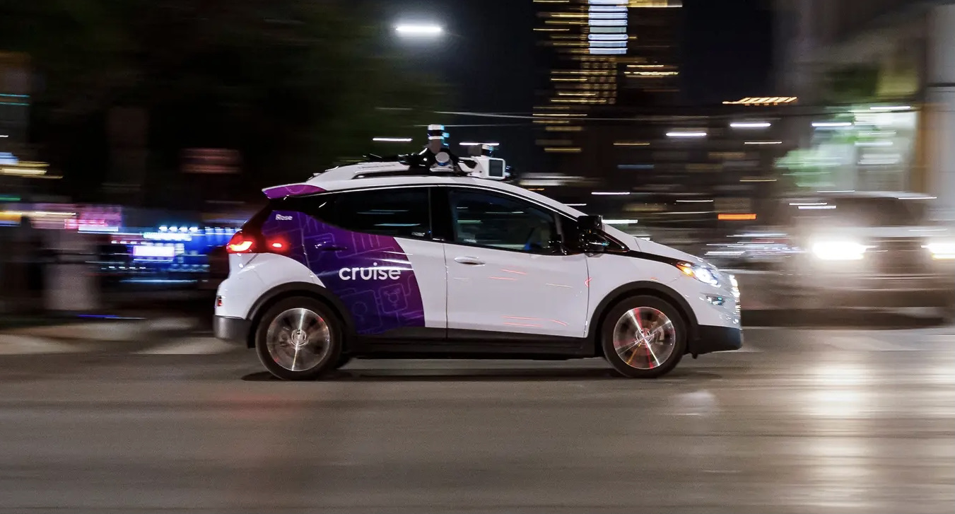 Driverless cars are multiplying on Texas roads. Here’s what you should ...