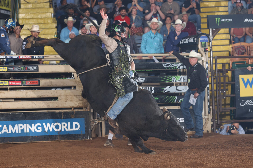 Daniel Keeping, four other Redemption riders advance to PBR Finals – Championship - Fort Worth ...